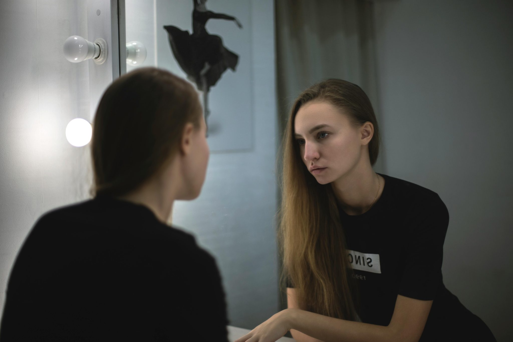 Cómo Reconocer y Tratar la Dismorfofobia Corporal - Blog
